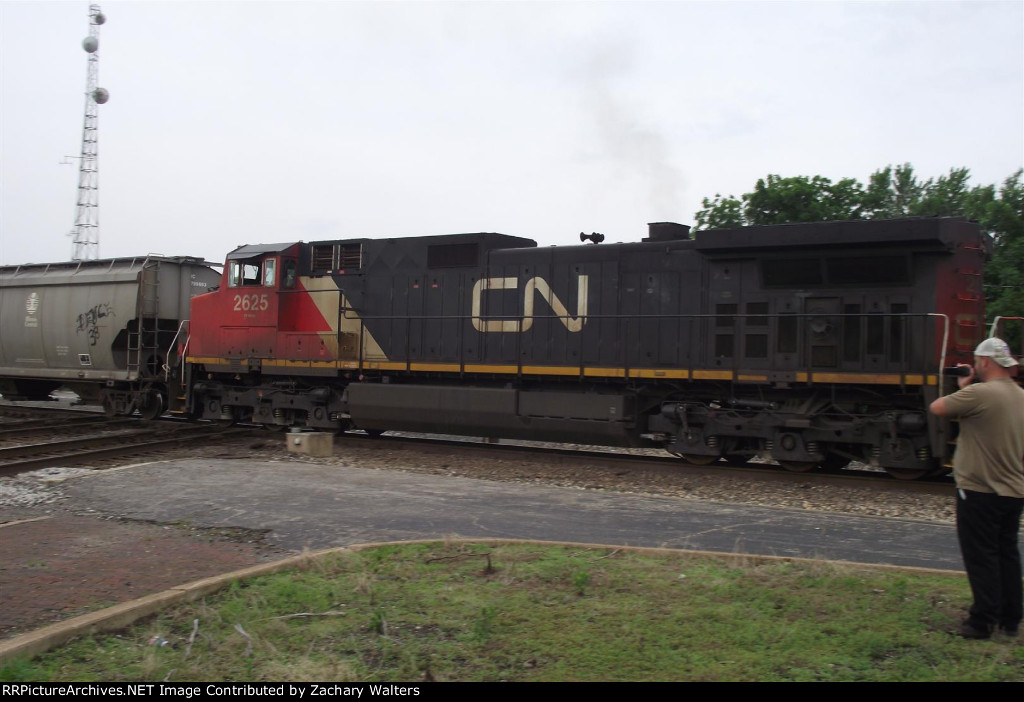 CN 2625